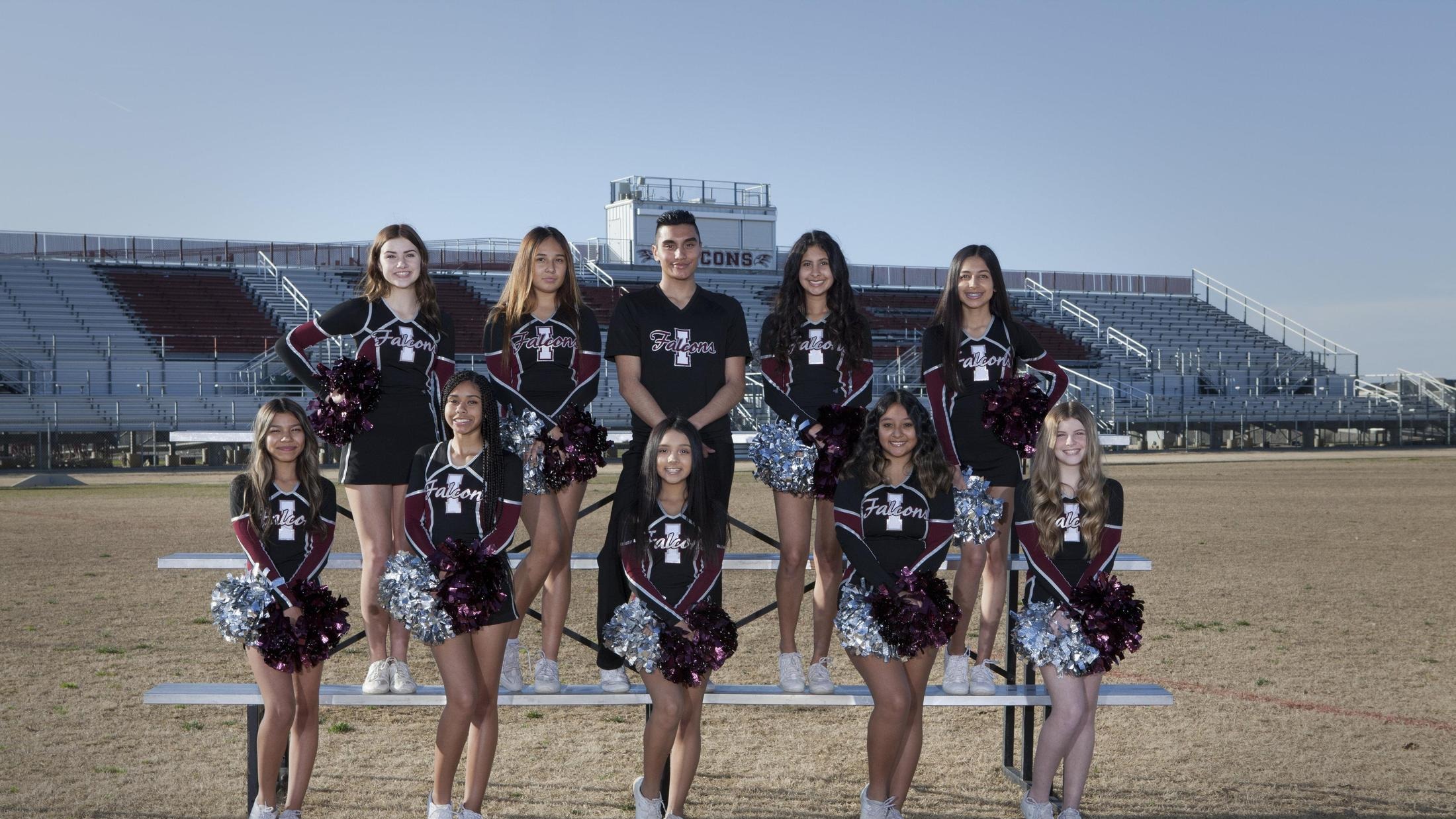 NIL Club for Independence Community College (KS) Cheerleading Team